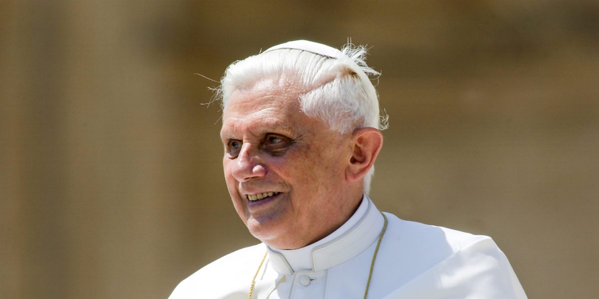 Hommage à Benoît XVI, pasteur et théologien