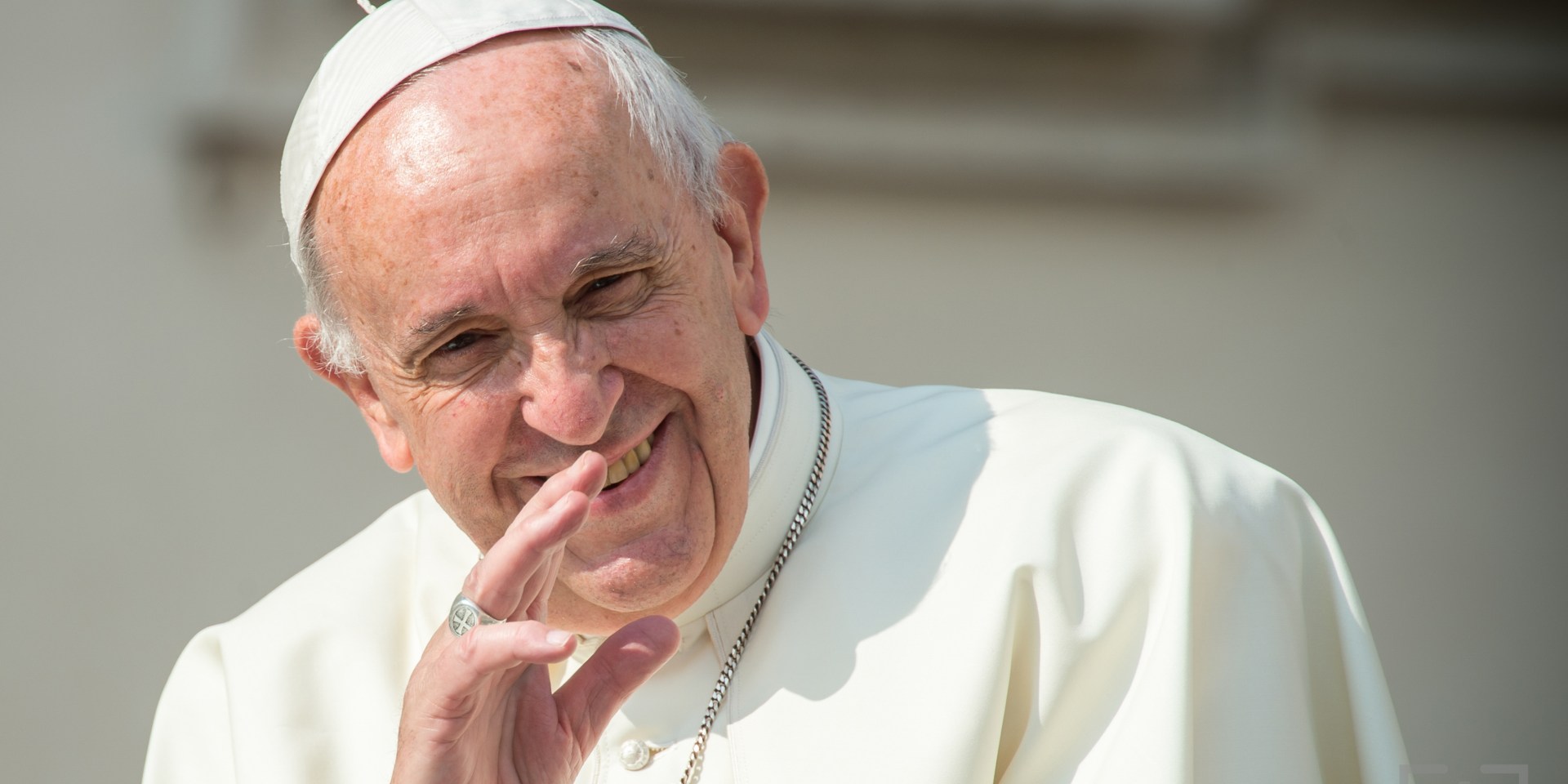 Savez-vous pourquoi le Pape dort si bien