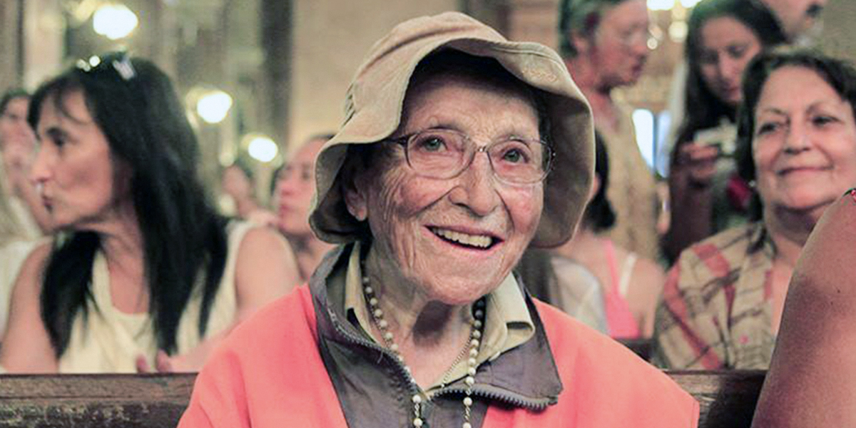 À 96 ans, Emma Morosini, la “Forest Gump” des pèlerinages retourne vers ...