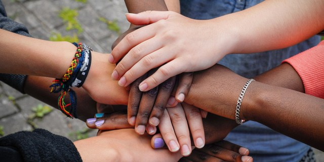 Solidaires comme les membres d’un seul corps