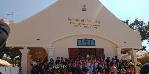 Une nouvelle église pour les chrétiens du Laos