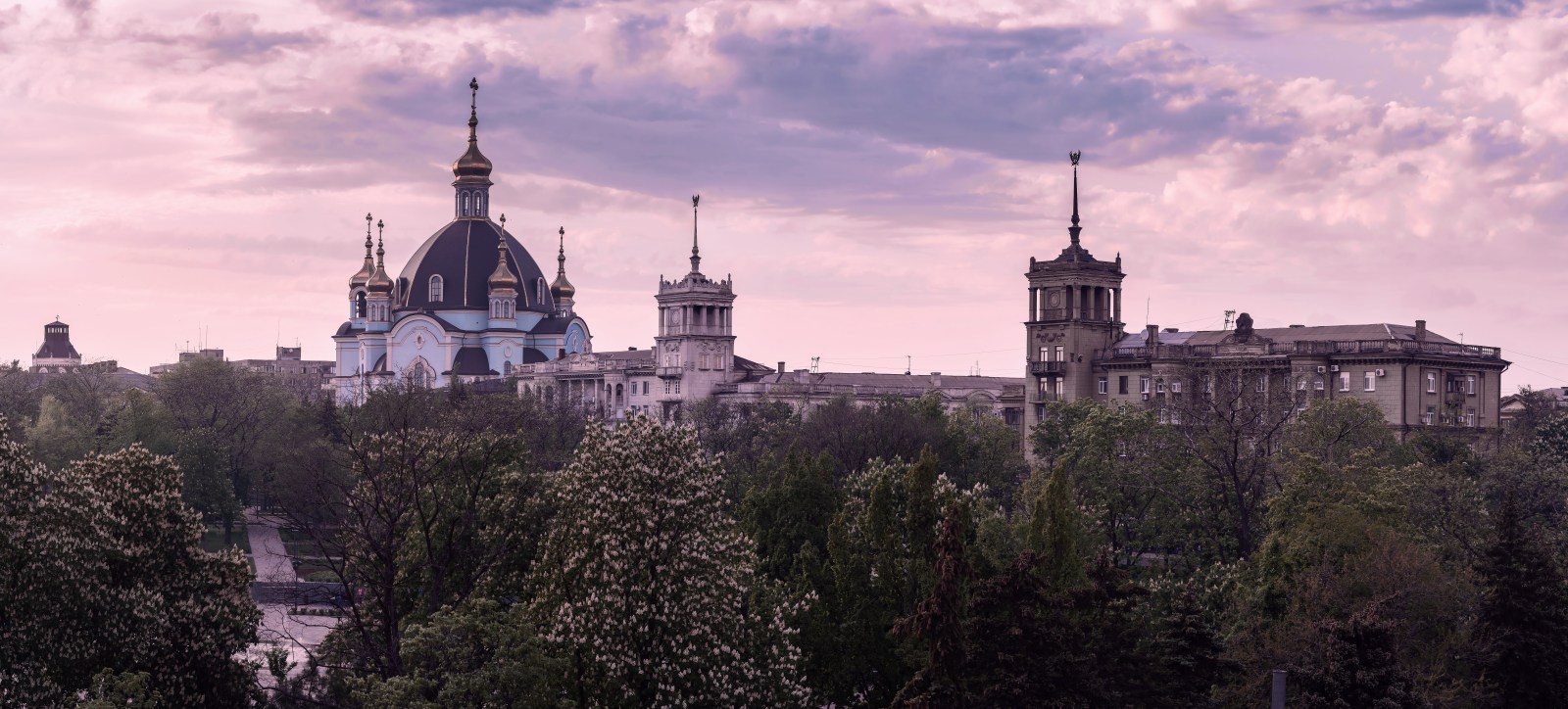 Ukraine : Marioupol ou la "Cité de Marie"