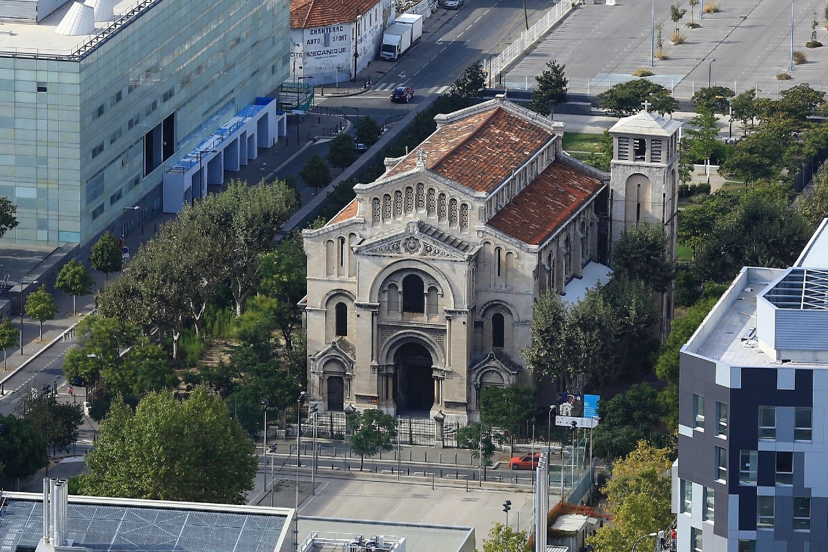 Qu'est-ce qu'une église désacralisée