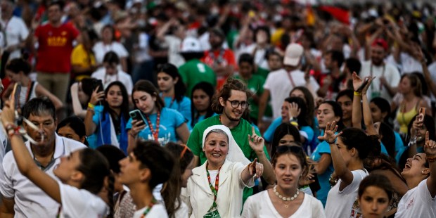 Les JMJ, une expérience consolante pour des jeunes catholiques parfois ...