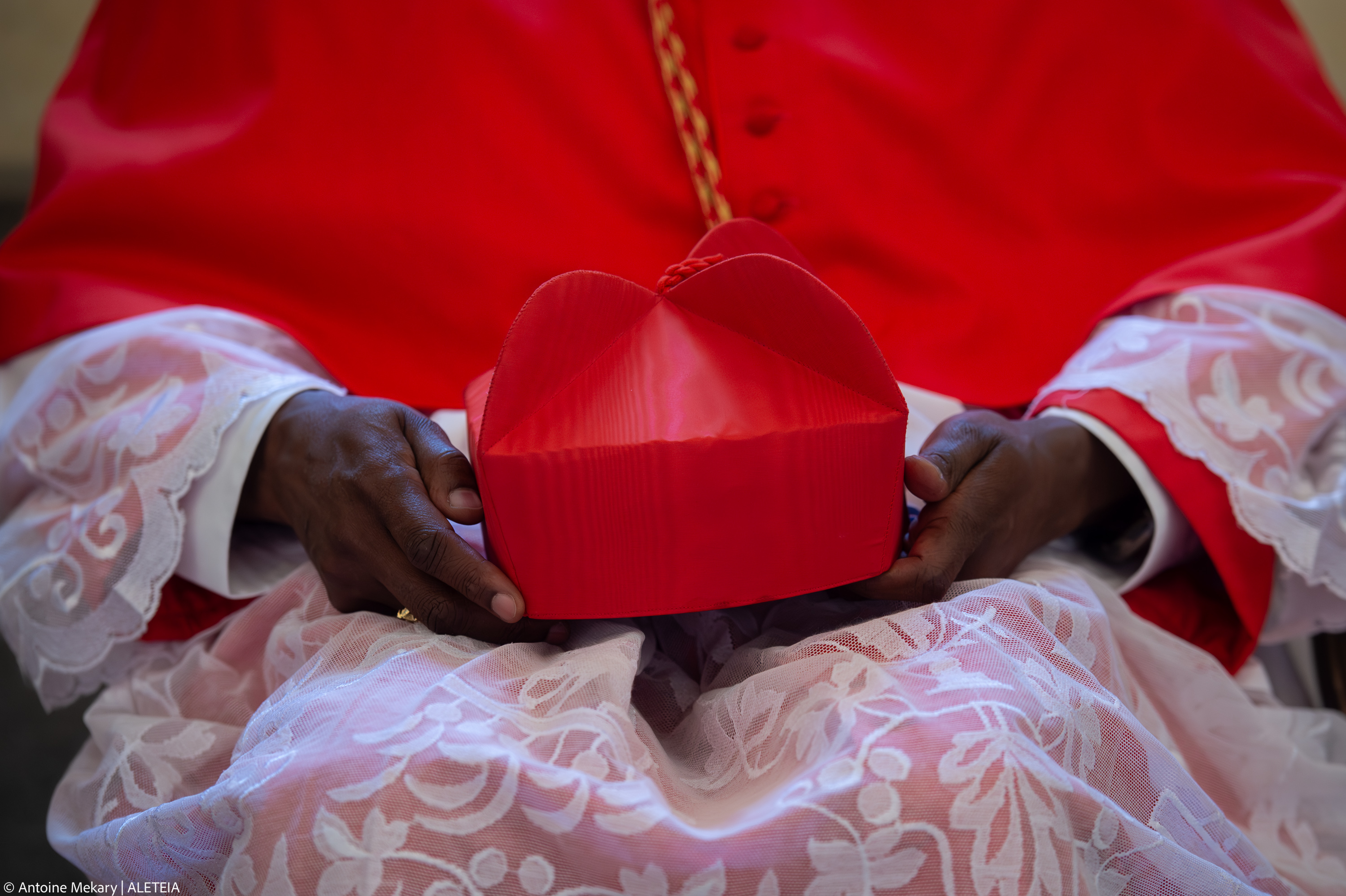 Un cardinal peut-il être présenté in pectore