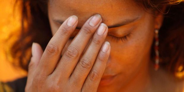 Trois manières différentes de faire le signe de croix