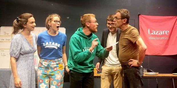 Toc, Toc, Toc.... des colocs de Lazare dans une pièce de théâtre