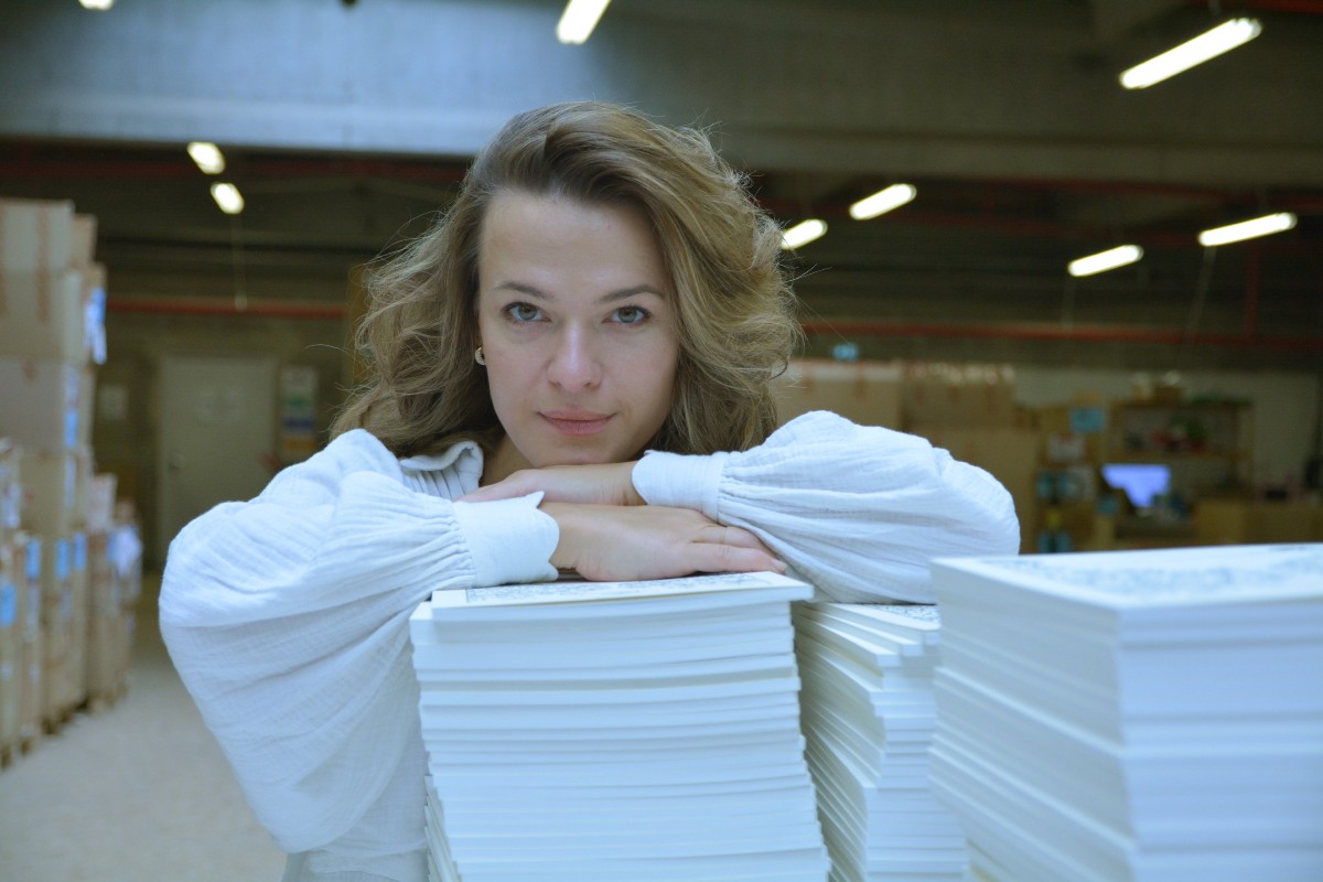 Isabelle Stock, le nouveau visage des “Signes de piste”