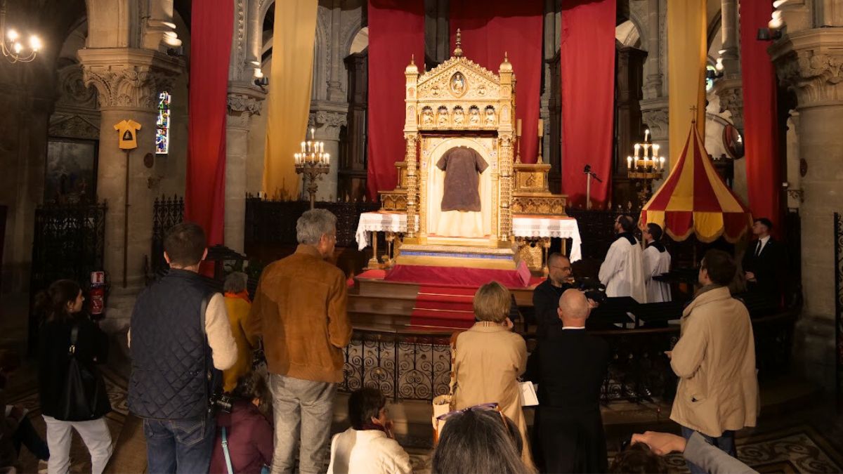 À Argenteuil, trois semaines sous le signe de la Sainte-Tunique