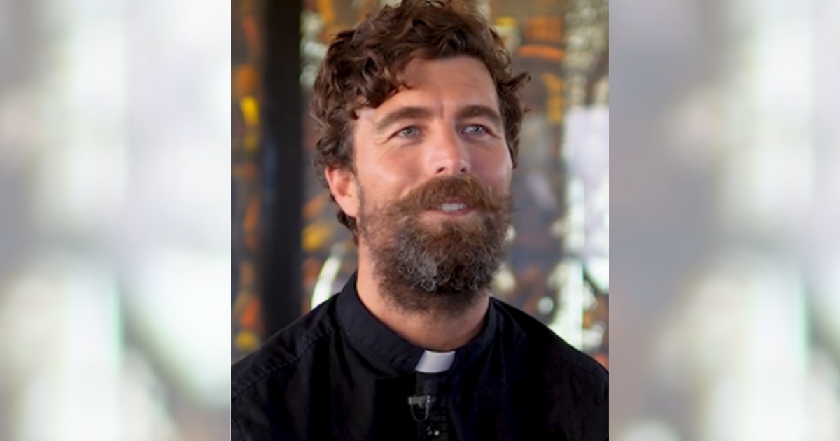 Le père Liam, surfeur… et sauveteur de choc