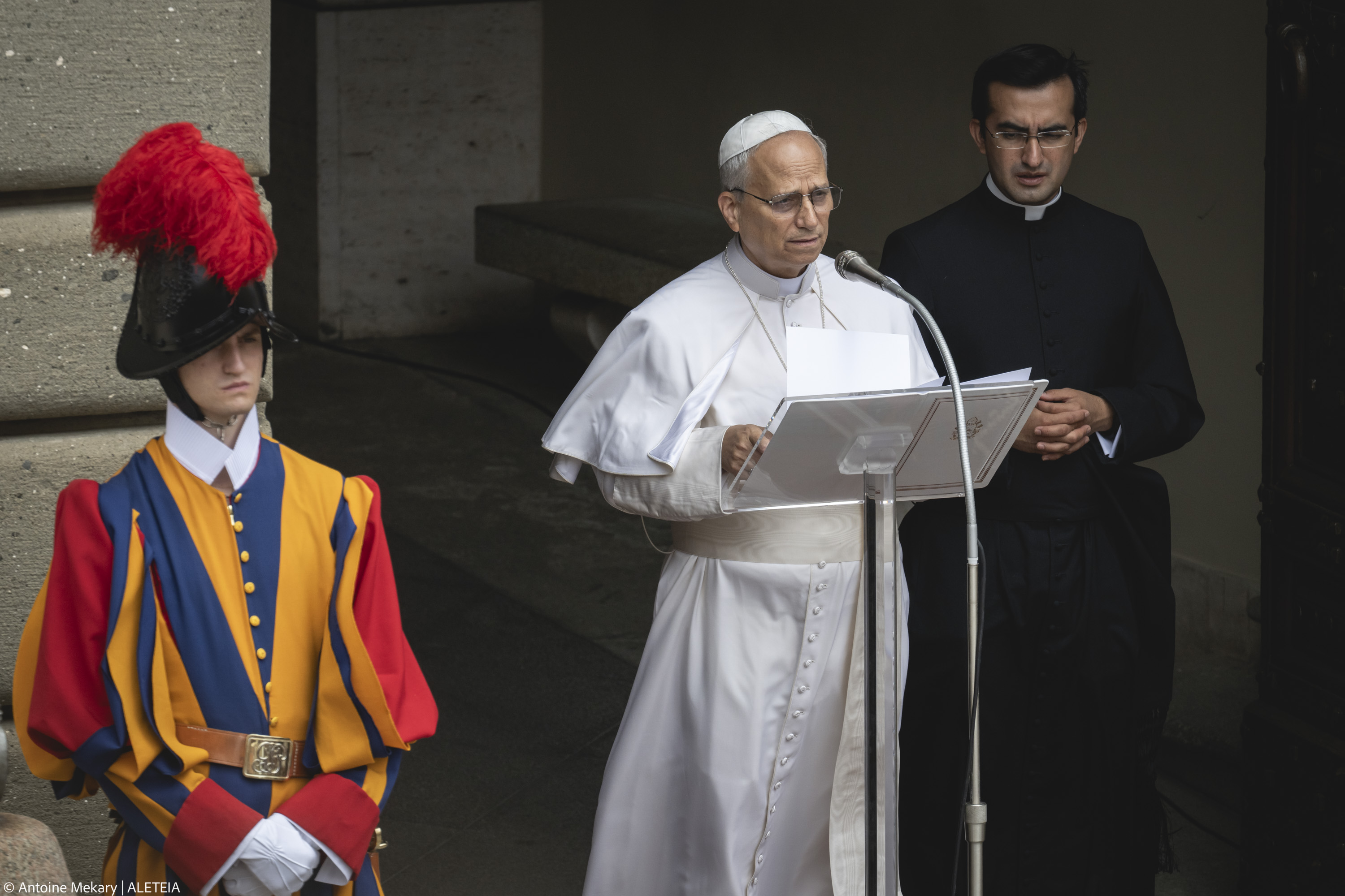 Huit congrégations religieuses reçues à Castel Gandolfo